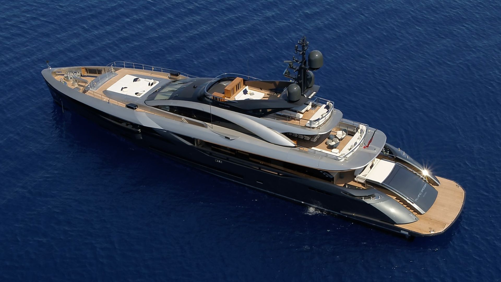 Flying Dagger yacht (Rossinavi, 49.9m, 2018)